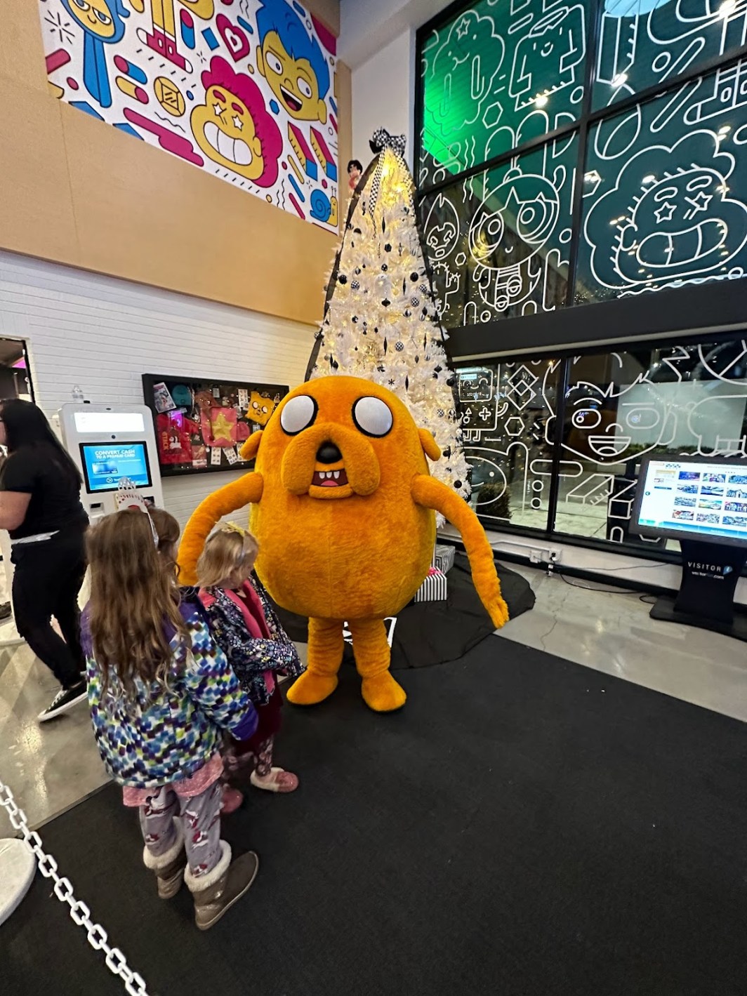 Cartoon Network Hotel: A Sleepover in a Cartoon – well traveled child