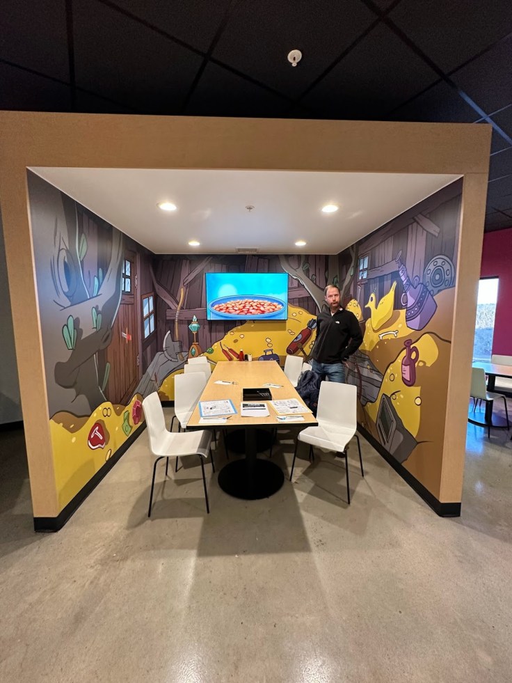 Cartoon Network Hotel: A Sleepover in a Cartoon – well traveled child